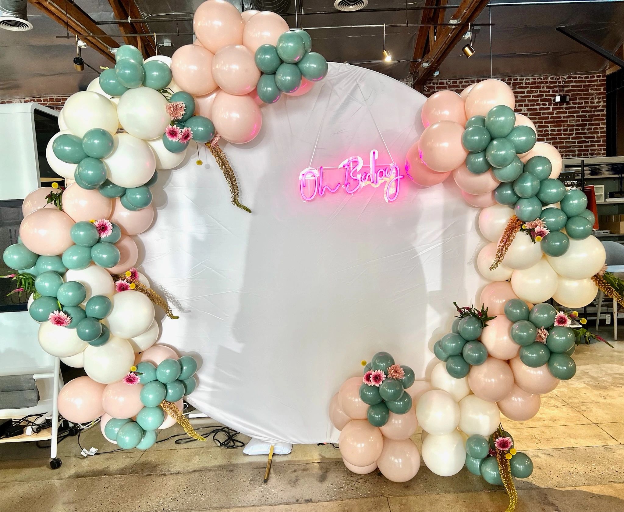 Grace And Glow Balloons